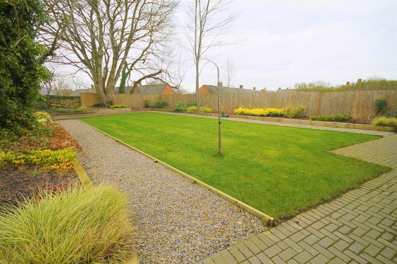 Gilesgate, Gilesgate, Durham – Robinsons